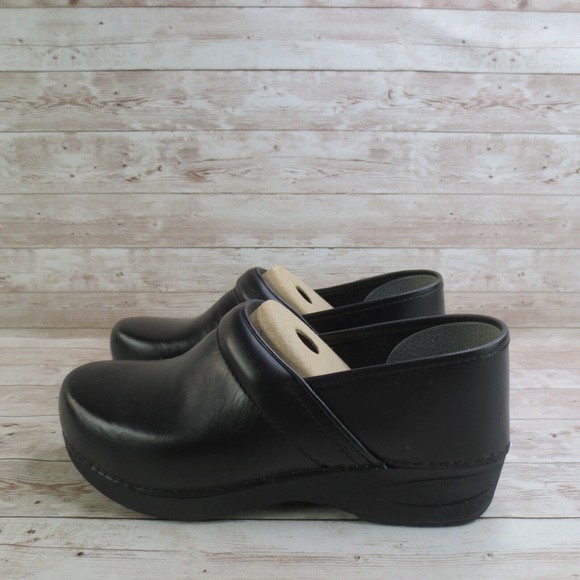 Dansko | Shoes | Dansko Shoe Womens 15 Black Xp 2 Patented Leather Clog ...